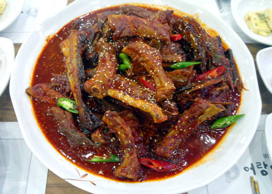 중독성 있는 이런 맛 처음이야! 명태조림 ‘어랑어랑’