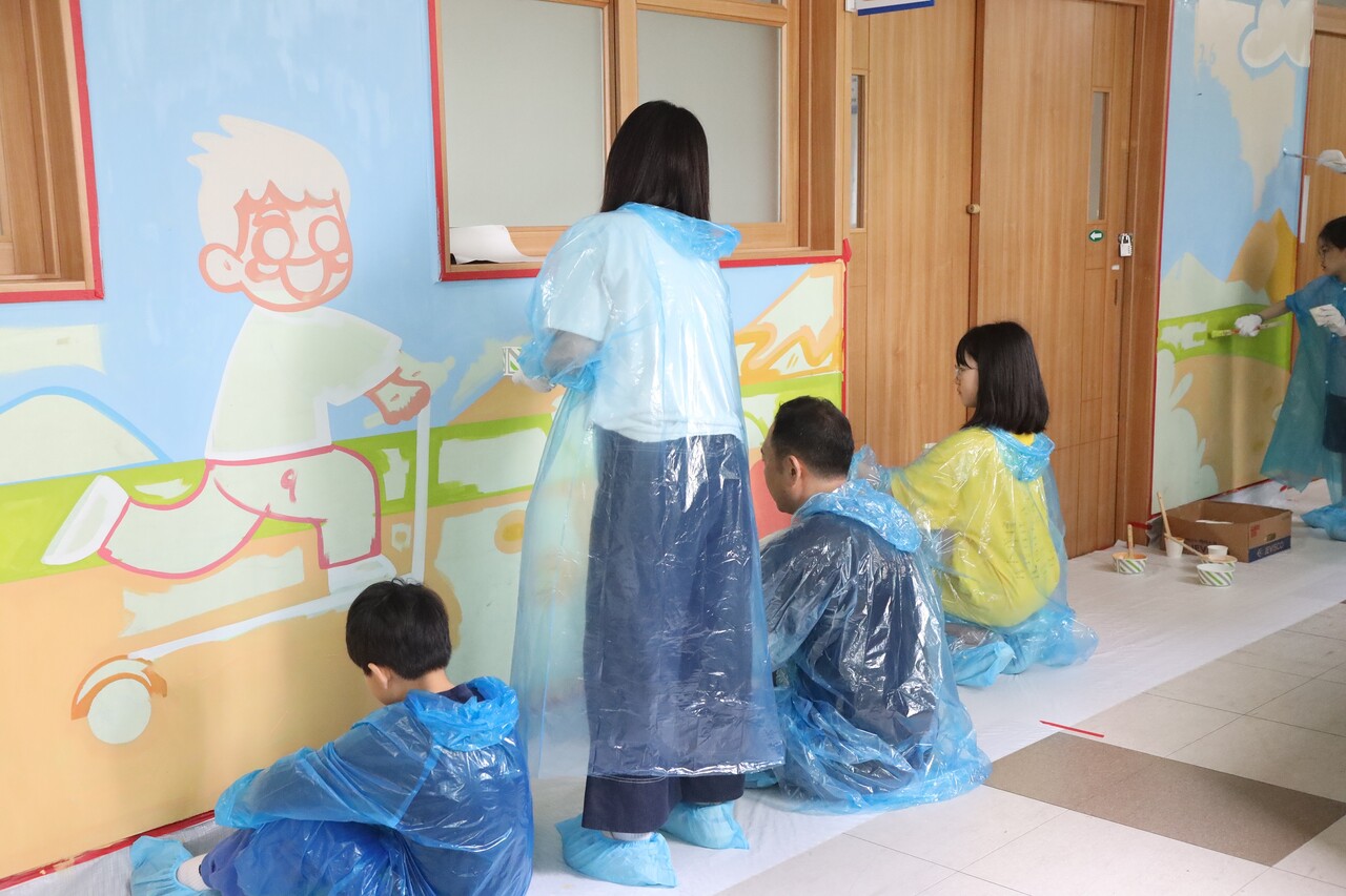 한국타이어, ‘가족과 함께하는 벽화 그리기’ 임직원 봉사활동 진행